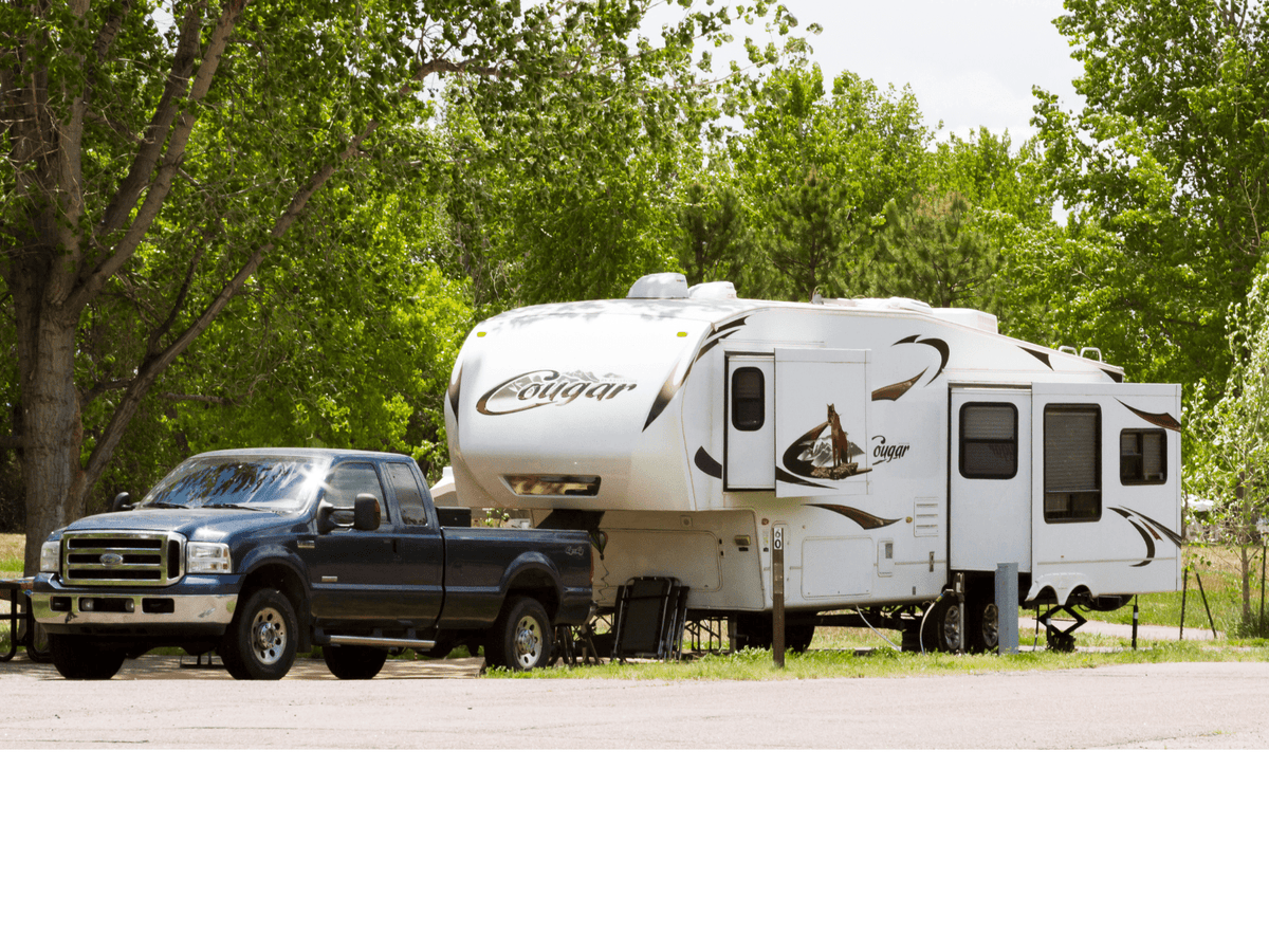 Advantages of a Fifth-Wheel Camper
